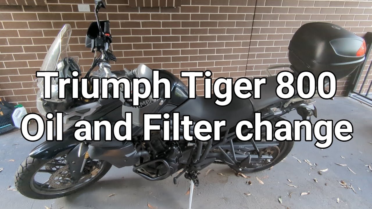 Triumph Tiger 800 Oil and Filter change - YouTube