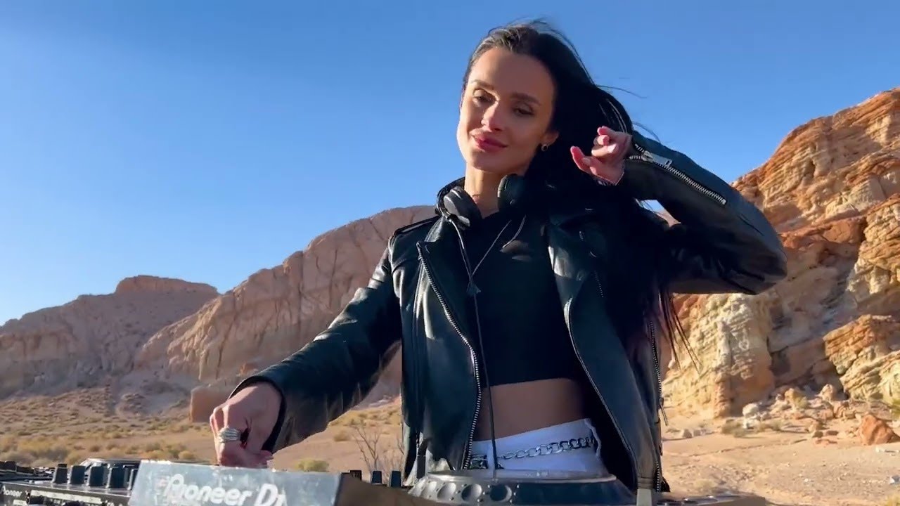 Super cool songs remixed from the 70s, 80s, 90s . Let's enjoy and ...