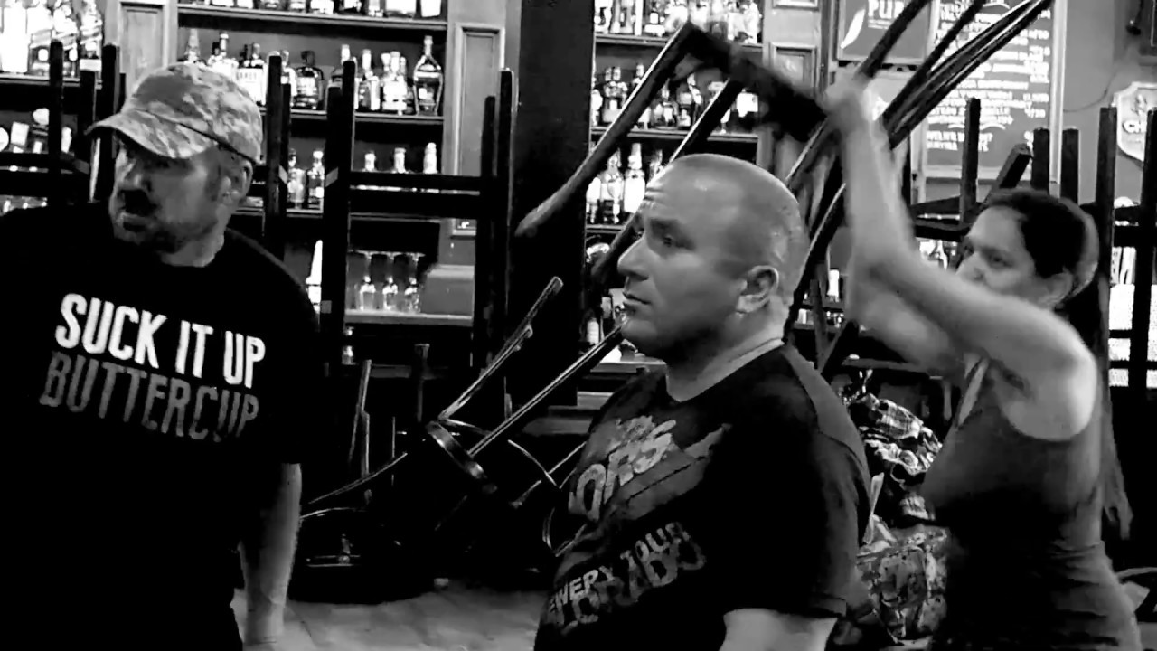 Bar Brawl at The Pub McKinney - YouTube