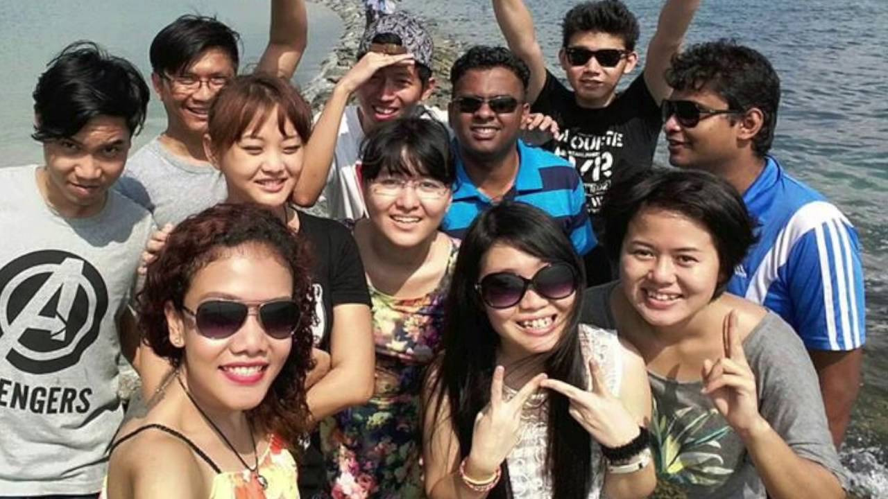 Sandy Aung - in English - YouTube