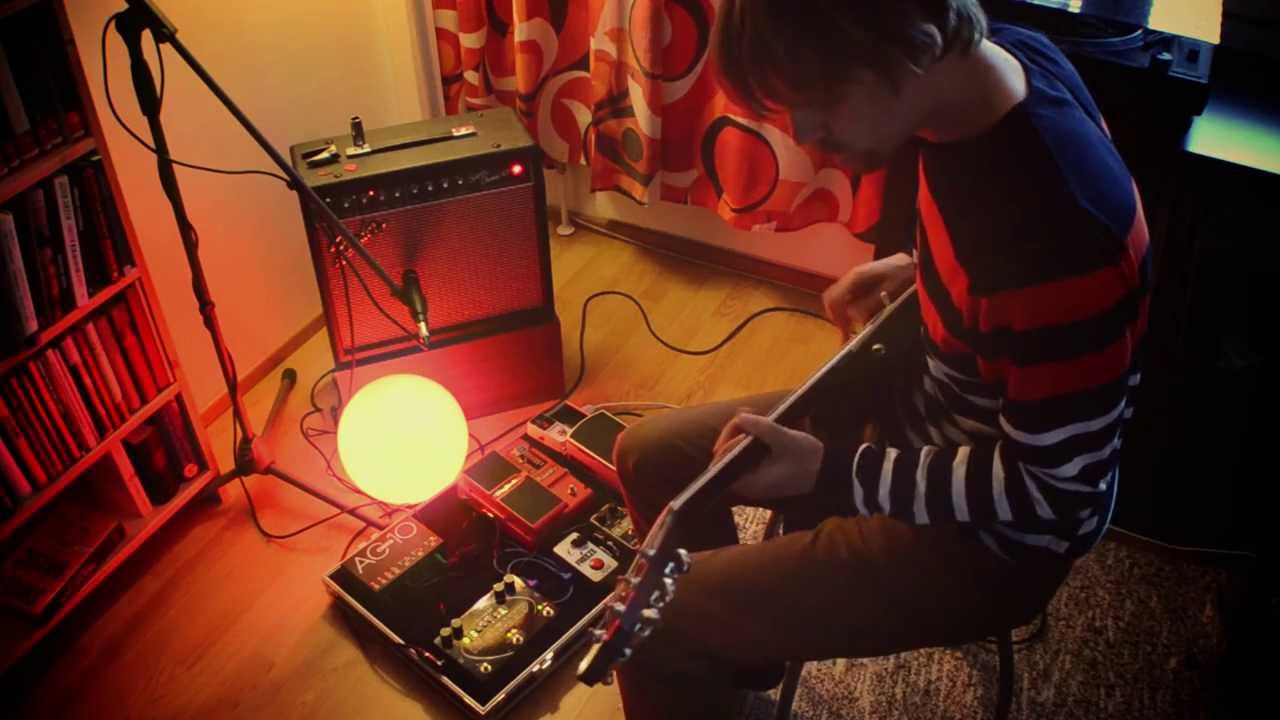 Guitar loop #4 - "Crazy Legs" (Pigtronix Infinity Looper, Fender Super ...