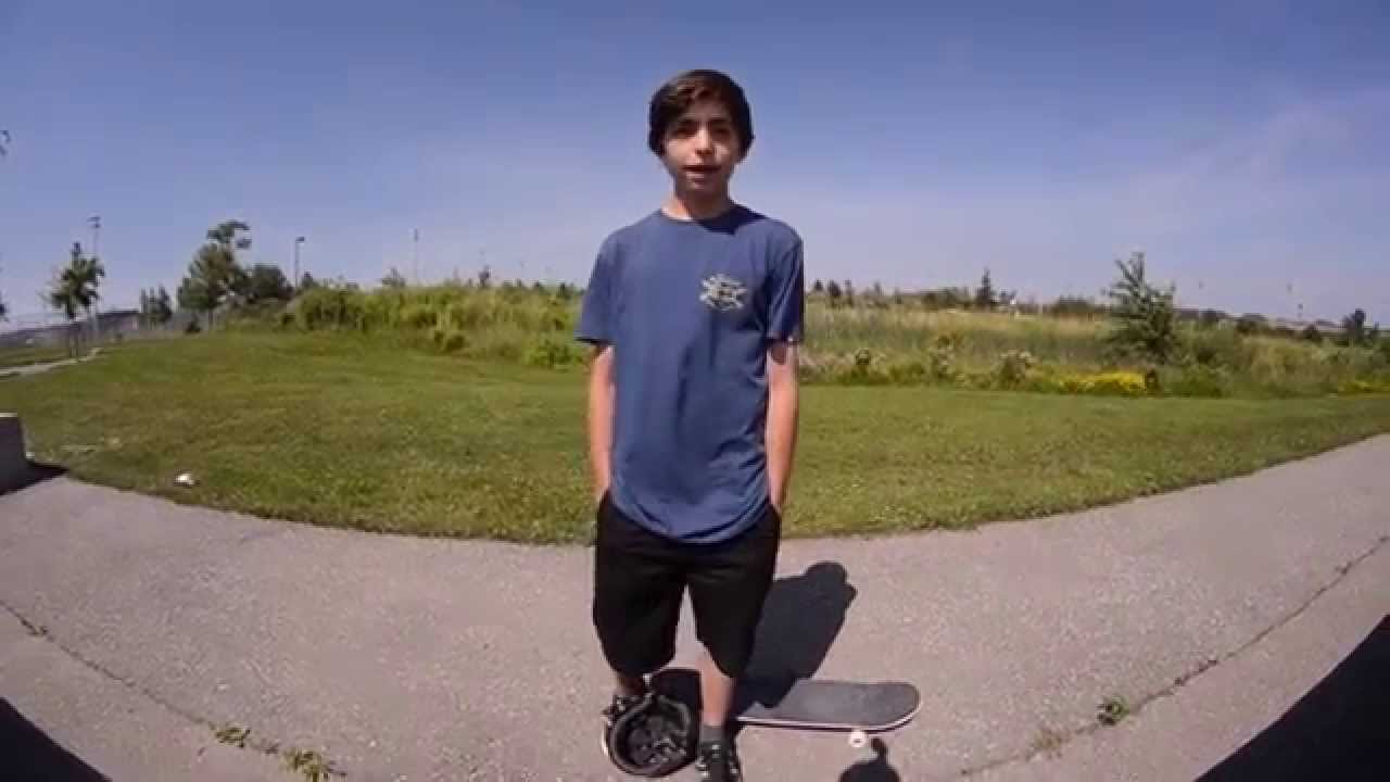 How To Boneless - Skateboard Trick Tip - YouTube