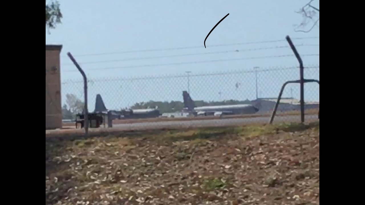 Darwin Airport Plane Spotting | STUNNING Takeoffs and Landings - YouTube