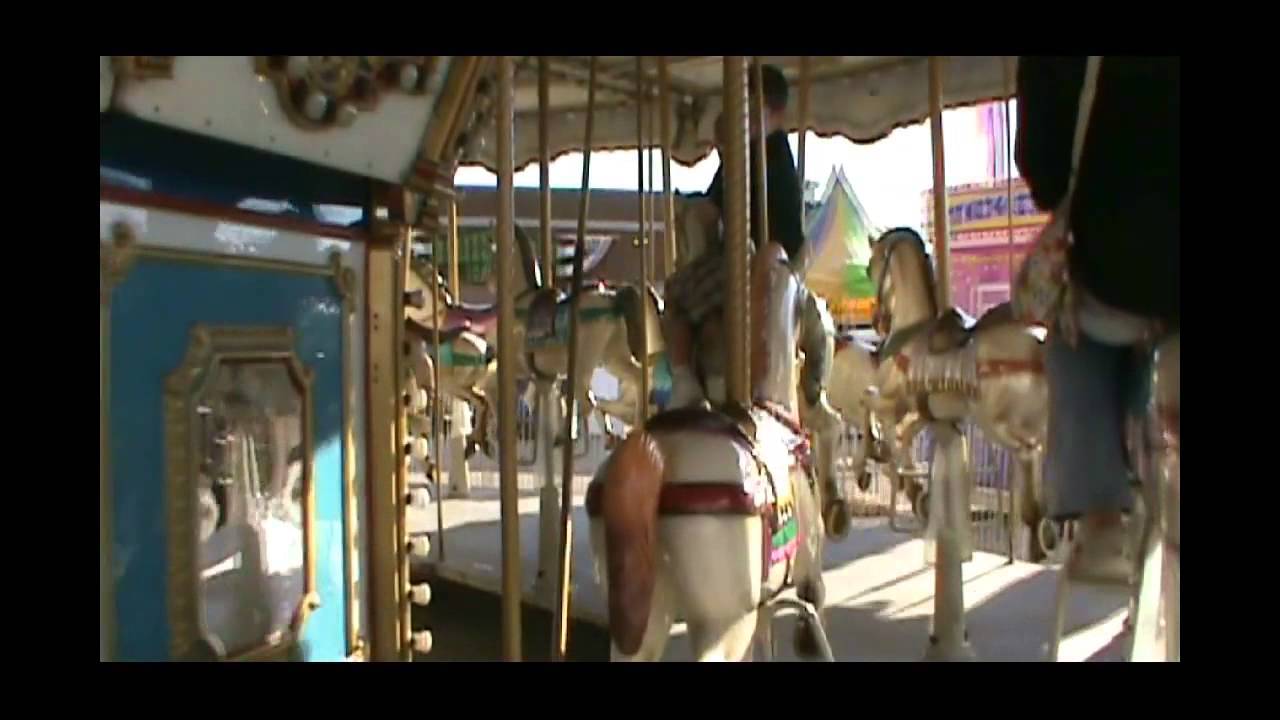 Deggeller Attractions - Americana Carousel - YouTube