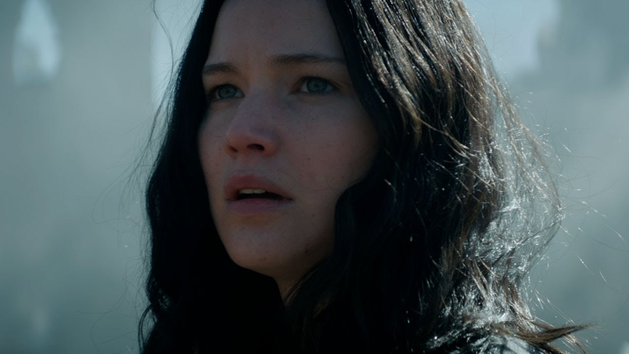 The Hunger Games: Mockingjay, Part 1 - “Return to District 12” Trailer ...
