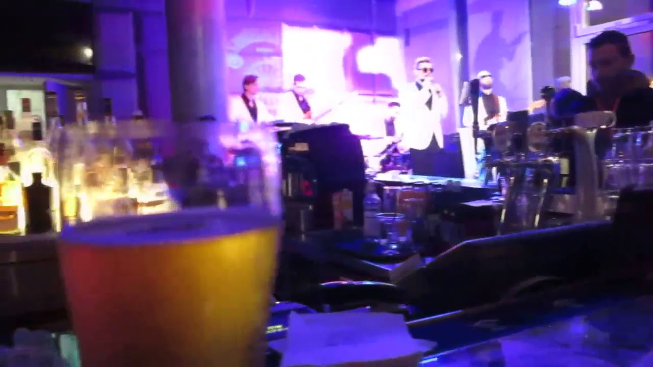 Someplace Else Sheraton Warsaw, z Tomkiem 11.11.2017r grał Boogie Band ...