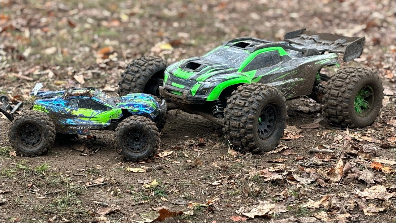 FAMILY RC BASH!! || TRAXXAS XRT AND TRAXXAS HOSS , MUDDY RC TRACK - YouTube