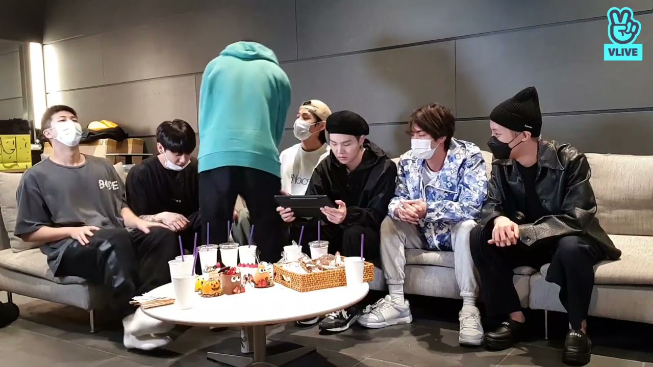 [ENG SUB] BTS VLIVE 20-10-2021 - YouTube