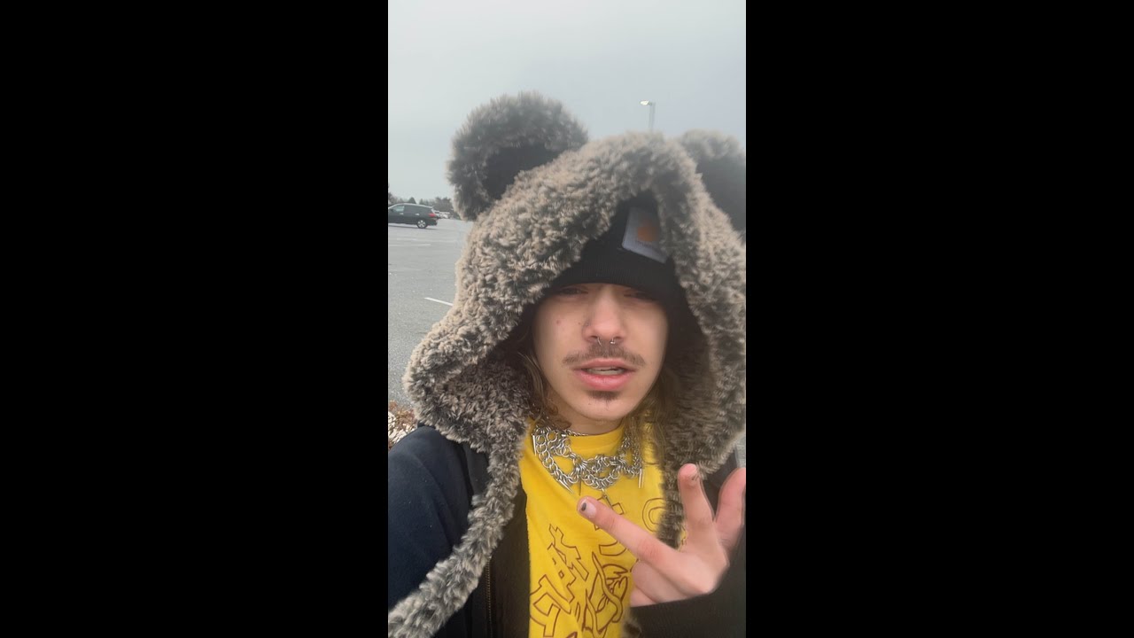 heeeheee haha funnies this is so funny also i hate you and everything ...