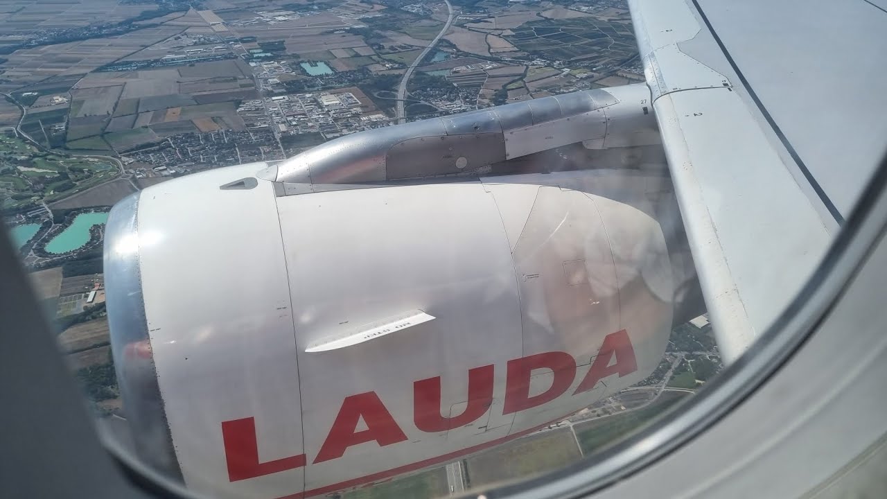 🇬🇧 London STN - 🇱🇻 Vienna VIE | Airbus A320 Take-off and Landing ...