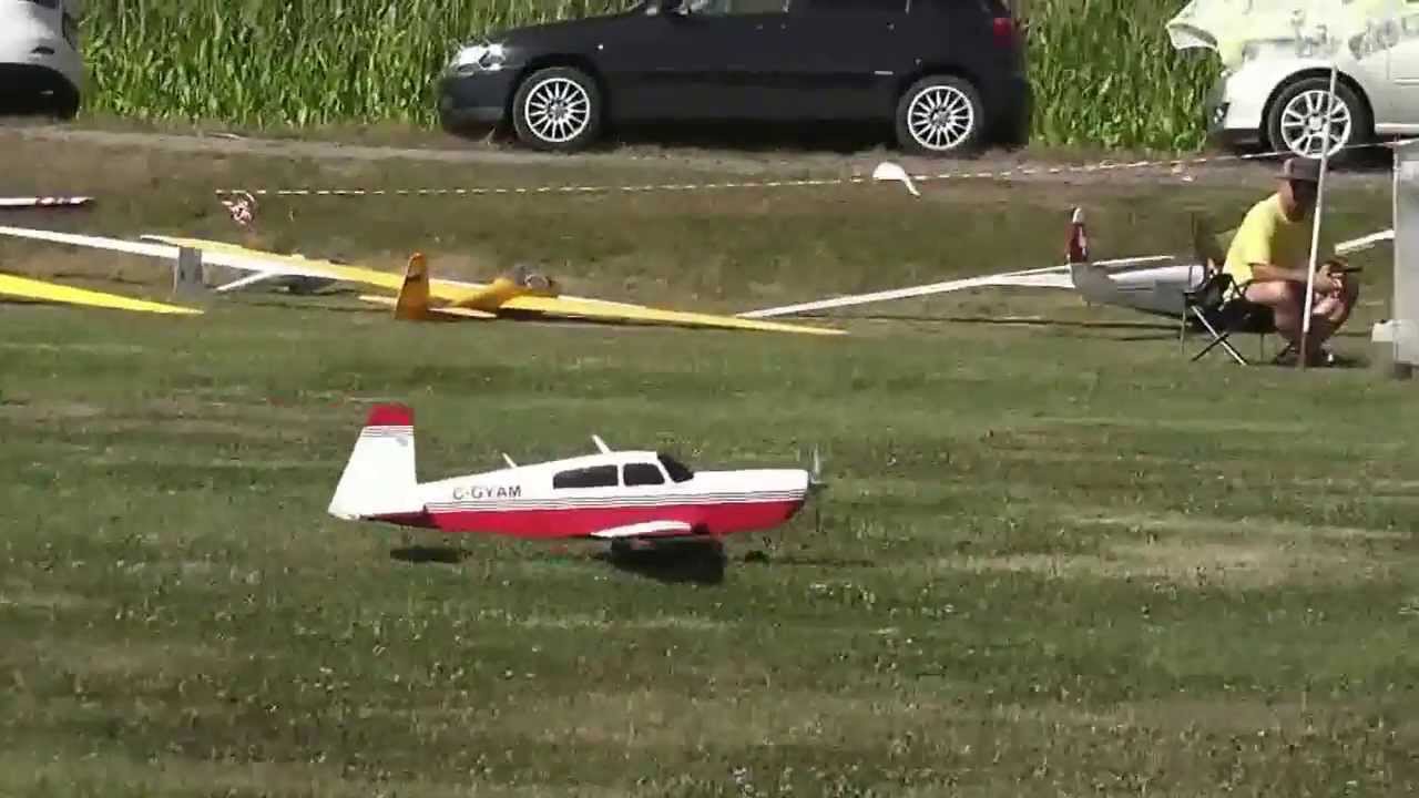 RC Mooney Bravo z EPP - YouTube