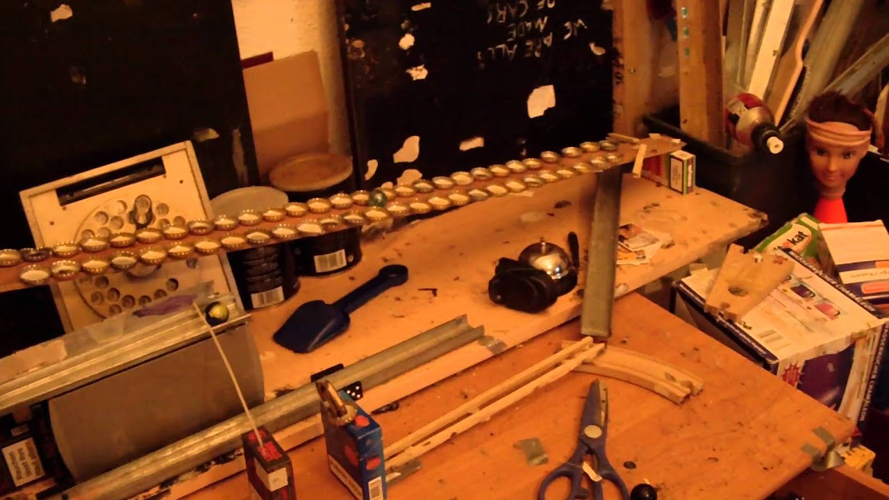 A Take Down-Rube Goldberg Pitagora Suichi ピタゴラスイッチ 210 - YouTube