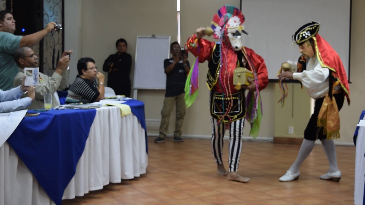 Baile del "El Güegüense" o Macho Ratón. - YouTube