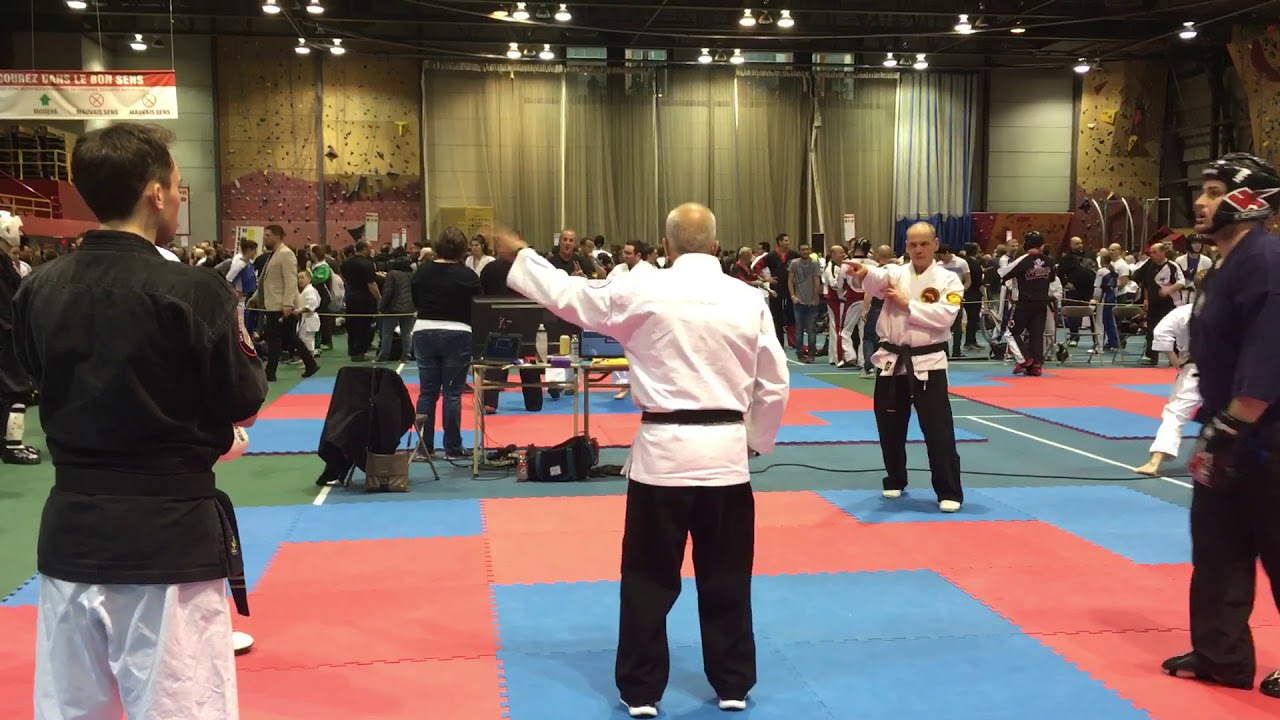 Dave Cloutier Compétition karaté Québec Open 2019 combat 1/3 - YouTube