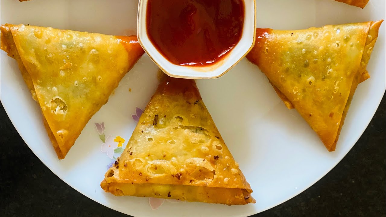 Easy to make corn samosa at home Hyderabadi Irani crispy snack recipe 🔥 ...