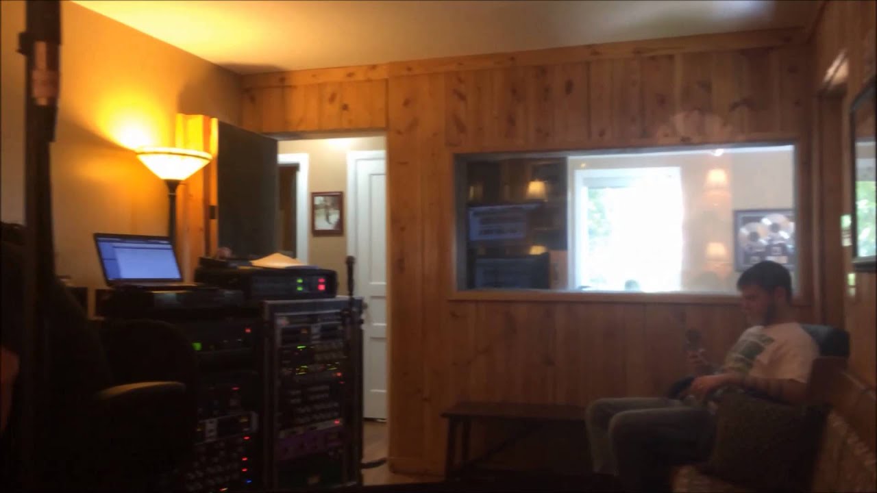 Behind the Scenes of Apryl Evans' New Single: "The Sound of Boots ...