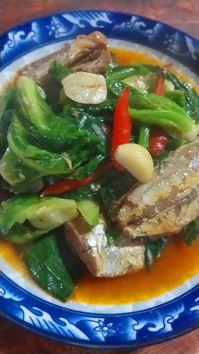 ผัดคะน้าปลากระป่อง Cooking Food Shorts เต็มยัง เขาชะงุ้มบ้านฉัน