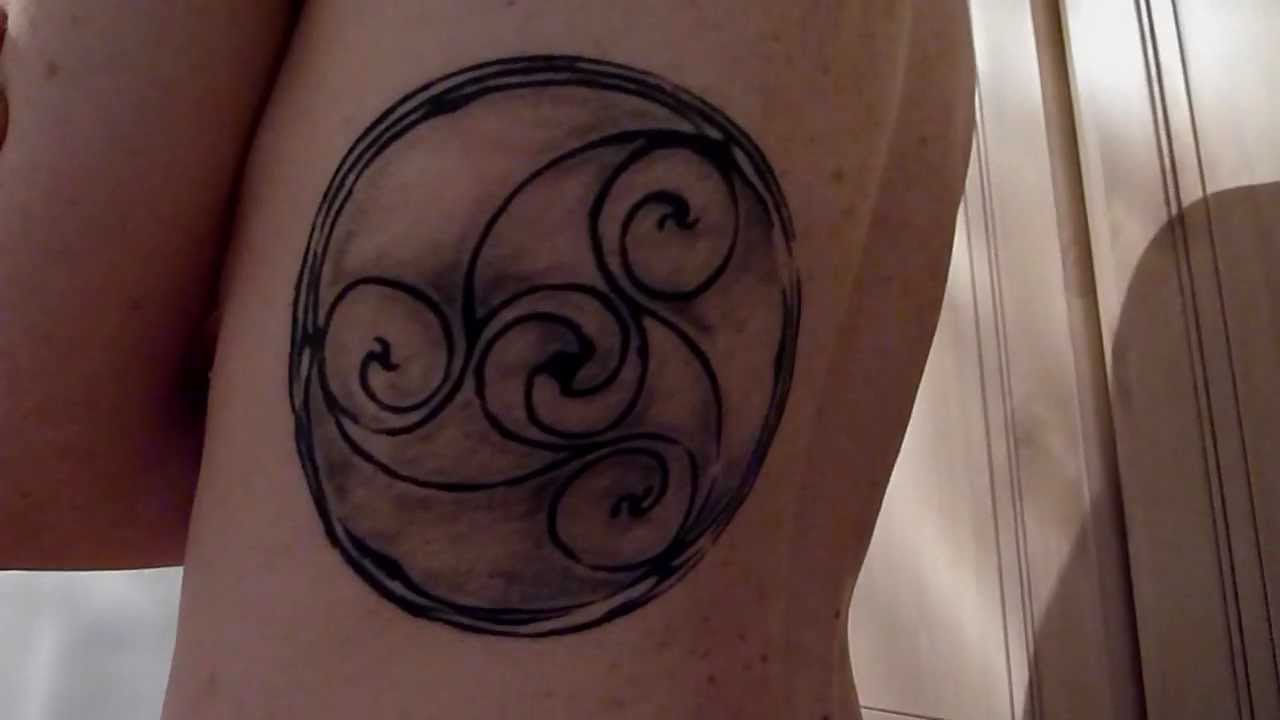 Bann Disc Tattoo 2012 (Apr) - YouTube