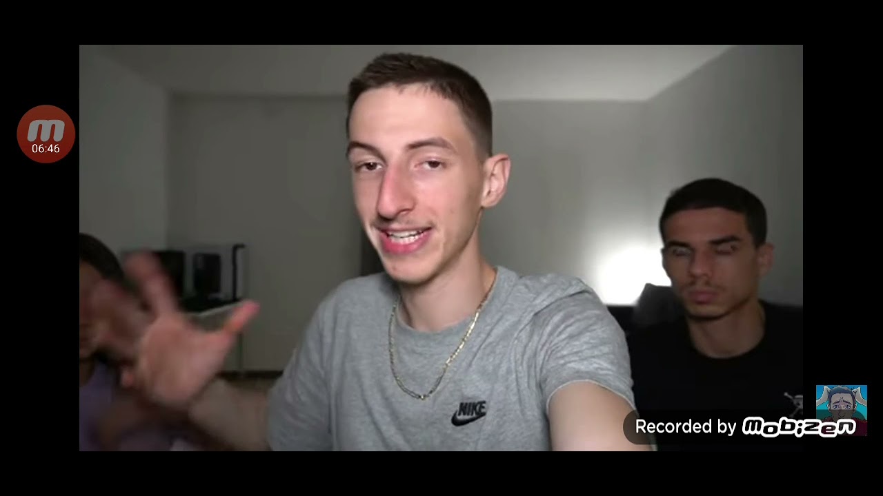 je regarte robtec ( c est filmant) - YouTube