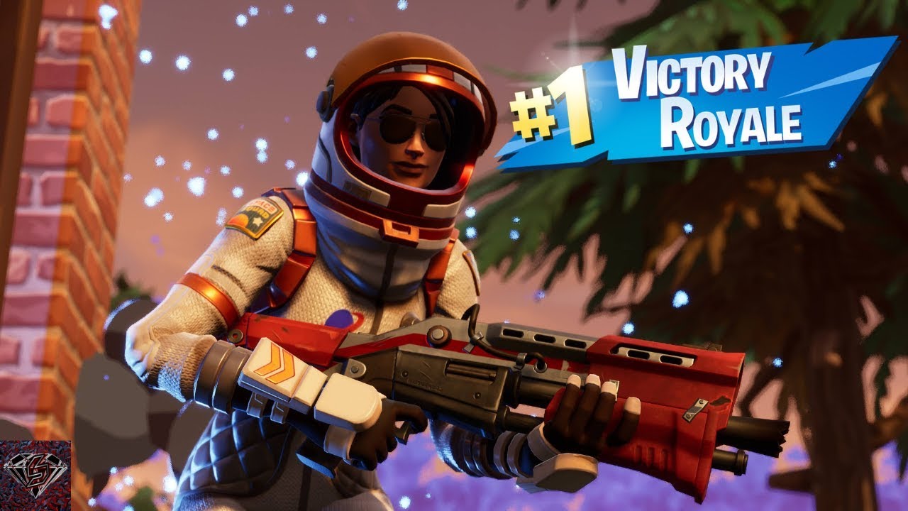 Getting A Victory Royale With The Moonwalker Skin (Fortnite Battle ...