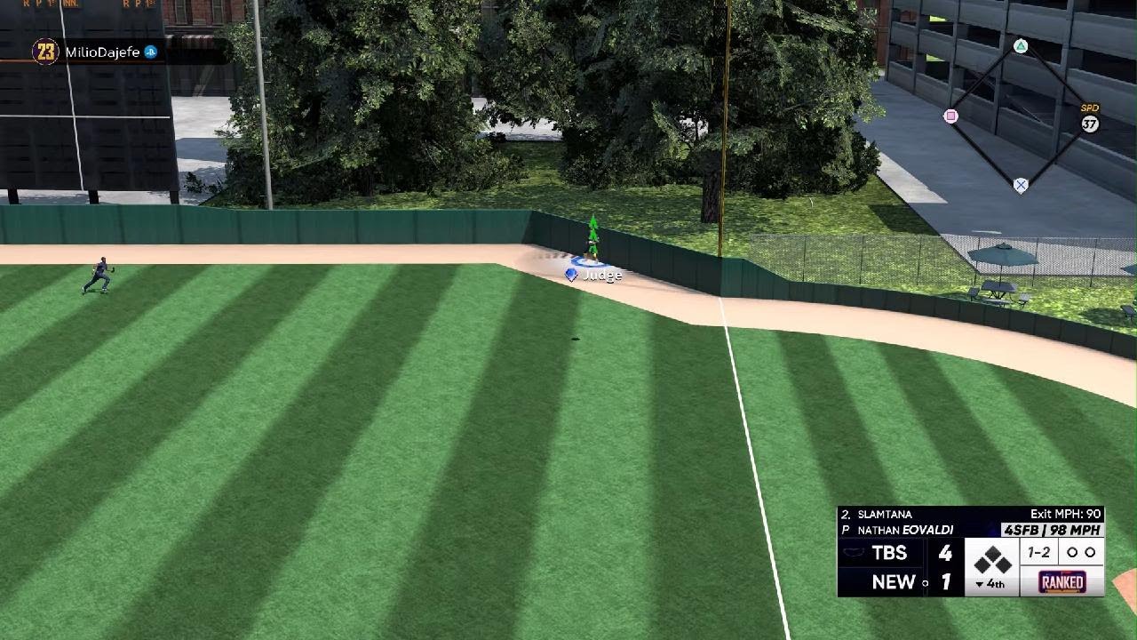 Aaron Judge Robs Home Run From Slamtana! - YouTube