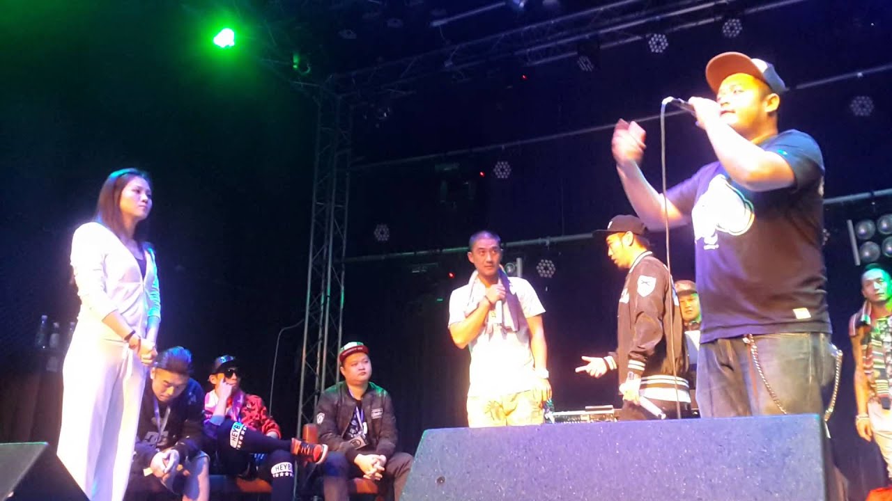 Iron Mic 2013 in Shenzhen: Chinese Rap Battle #2 / Boy vs. Girl (HD ...