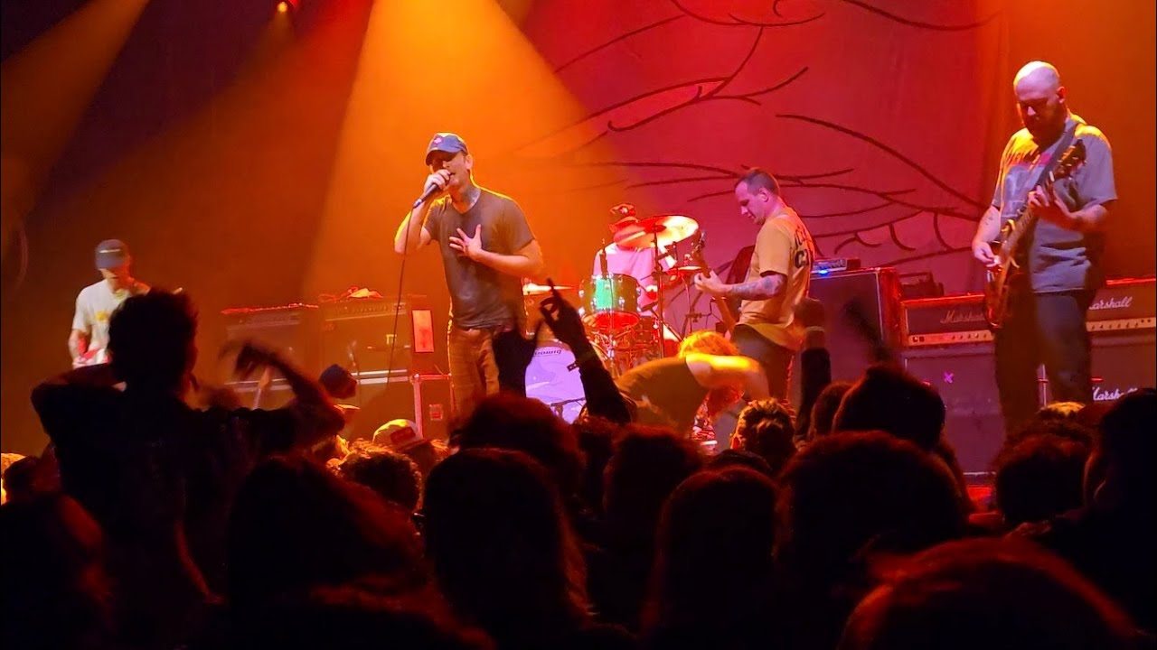 Drug Church live - (Stage dive lessons🤣) + Demolition Man + Grubby ...