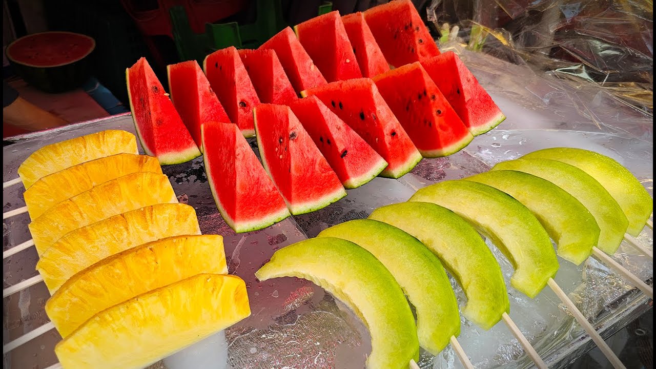 남대문 달인의 과일 / Fruit cutting skills (watermelon, pineapple, melon) - YouTube