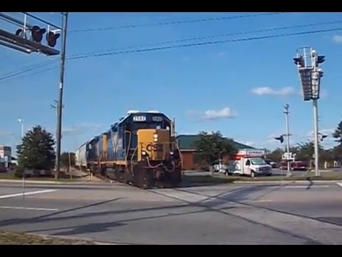 CSX 2502 FREIGHT TRAIN IN LUMBERTON N.C. ON 9/13/12.....VIDEO#69 - YouTube