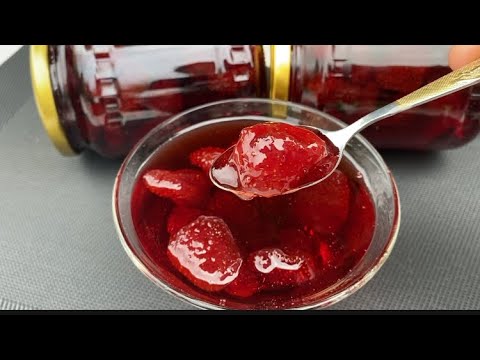 Bir dənəsidə əzilmədən, dən dən, ətirli çiçək kimi, çiyələk mürəbbəsi