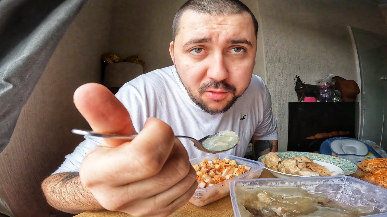 mananc SUNCA TRADITIONALA cu PIFTII haplea - YouTube