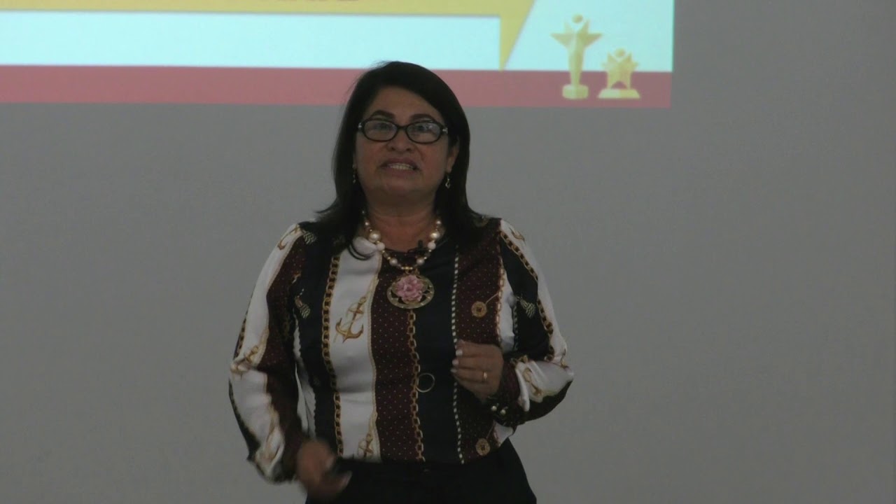 Gran Jurado Gloria Celina León - YouTube