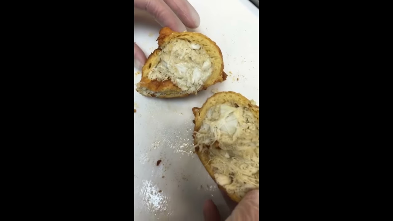 Vinces Crabhouse Famous Crab Fluff - YouTube