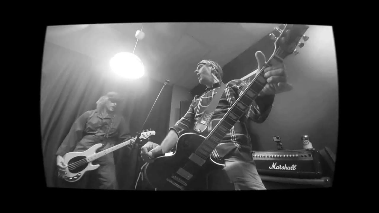 Blue Elephant and the Seven Snakes—“Giant Worms from the Sands of Time ...