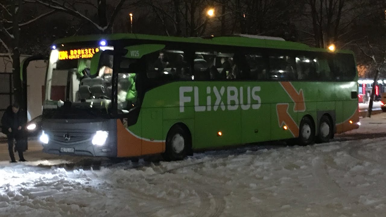 Przyjazd i odjazd Mercedesa turismo flixbus do Brukseli - YouTube
