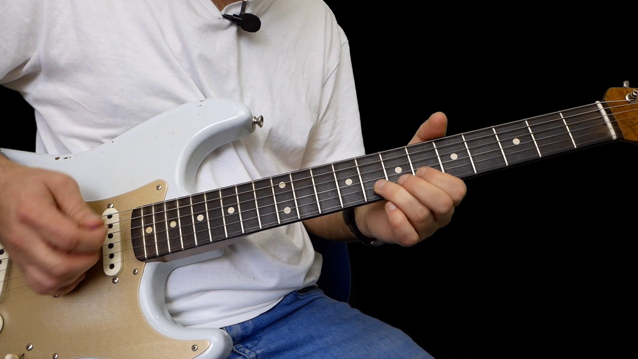 12 BAR BLUES SIMPLE LEAD RIFFS - YouTube