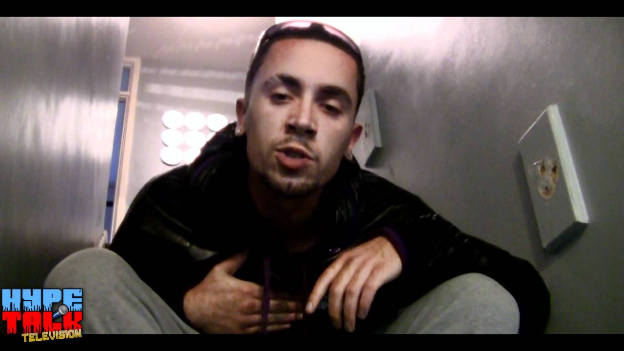 EOM | Esskimo Cold - Interview & Freestyle - YouTube
