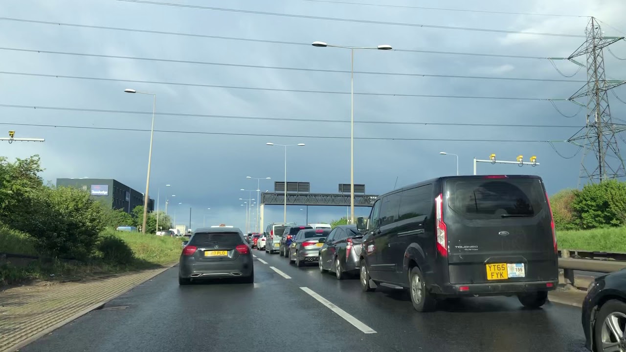 Heavy road traffic at A13 East London! #Busy road #London traffic #A13 ...