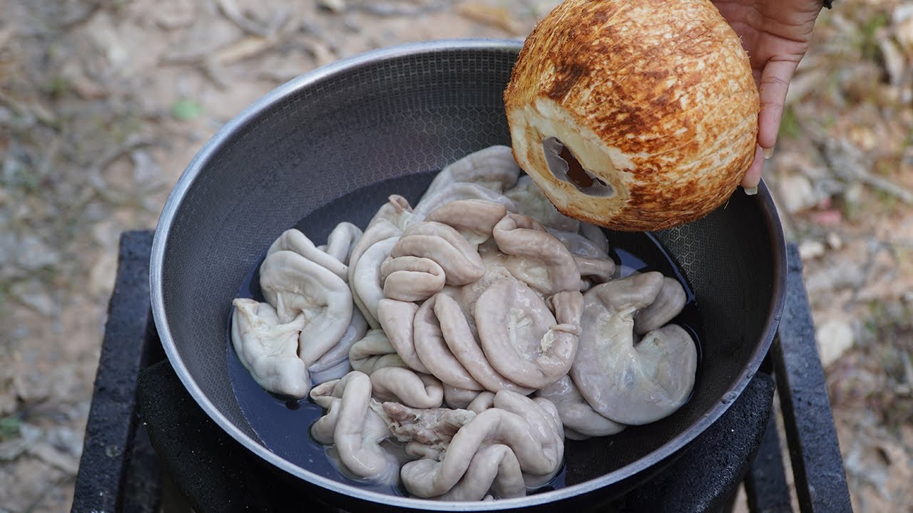 Easy Chitterlings Soup | Chitterlings and Coconut Recipe | How to Clean ...