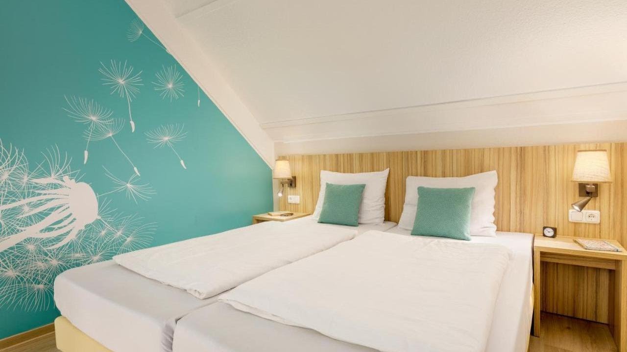 Center Parcs Sauerland Winterberg-Medebach, Medebach, Germany - YouTube