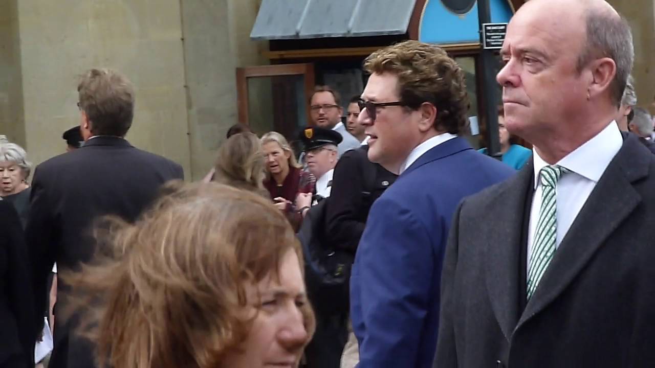 My Footage of Sir Terry Wogan Memorial 27th September 2016 Part 9 - YouTube