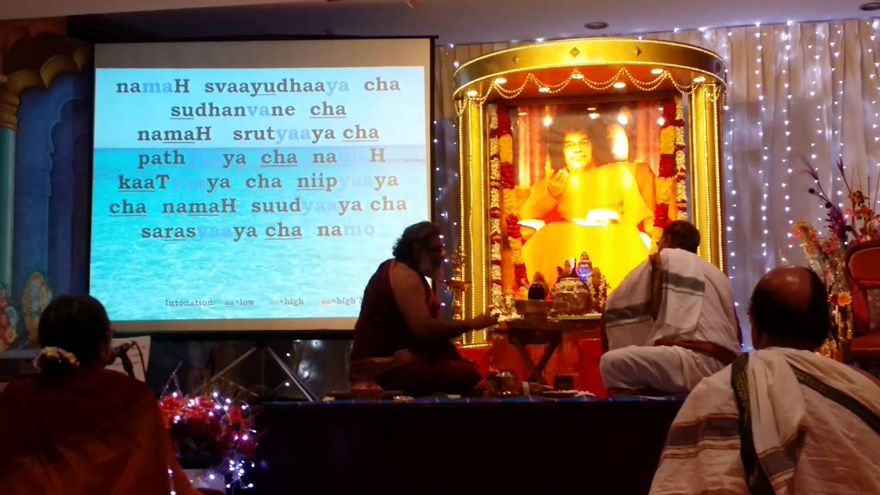 Sathya Sai - Rudram Namakam Complete - YouTube