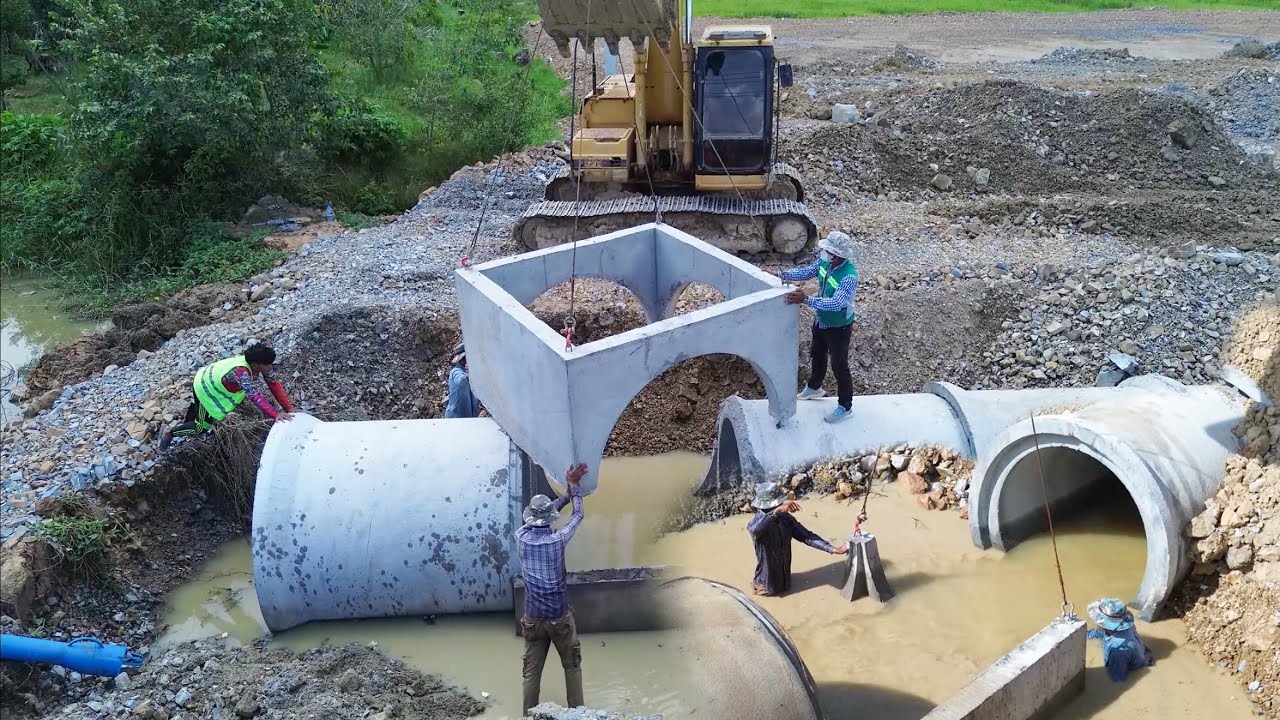 Drainage Construction!! Installing Concrete Drainage Pipes Connect with ...