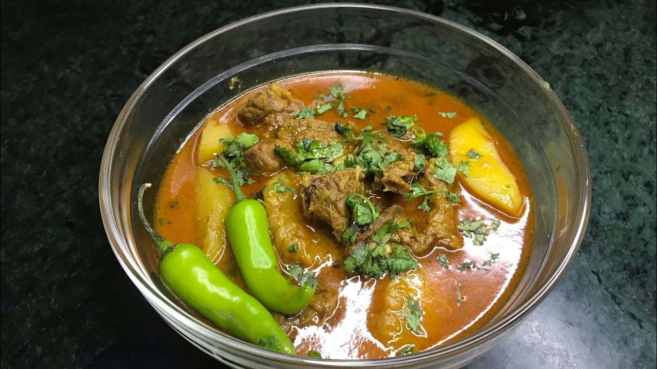 Delicious Ghosht Aloo Recipe By || Humara Kitchen Qta - YouTube