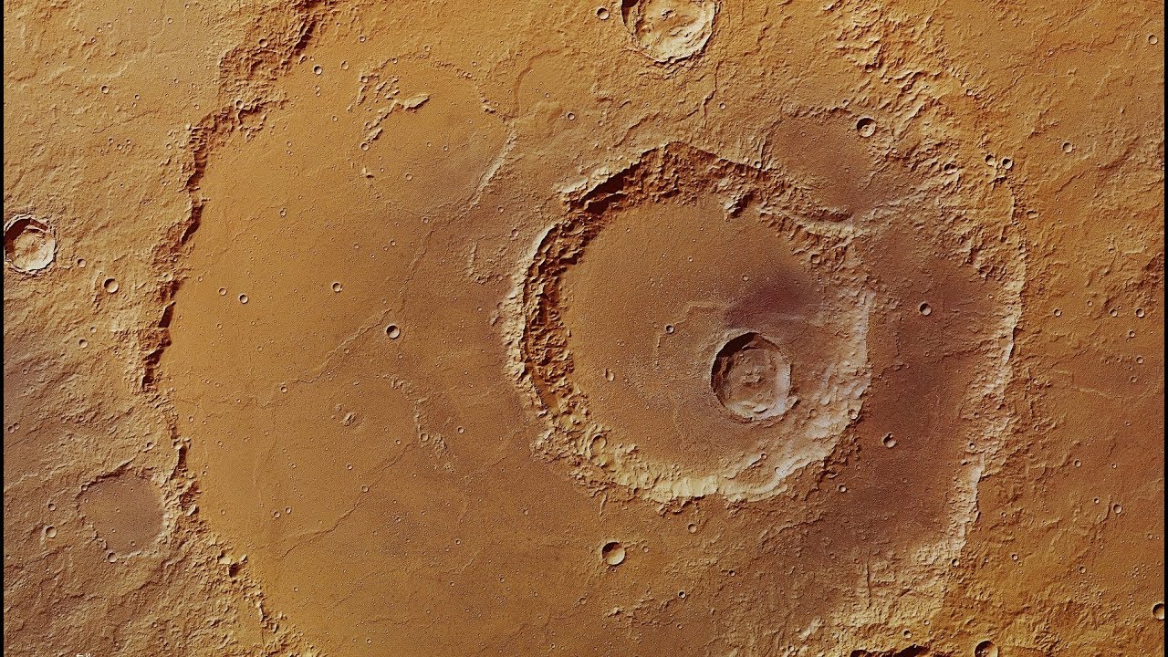 Huygens Crater of Mars from 258 km above the surface - YouTube