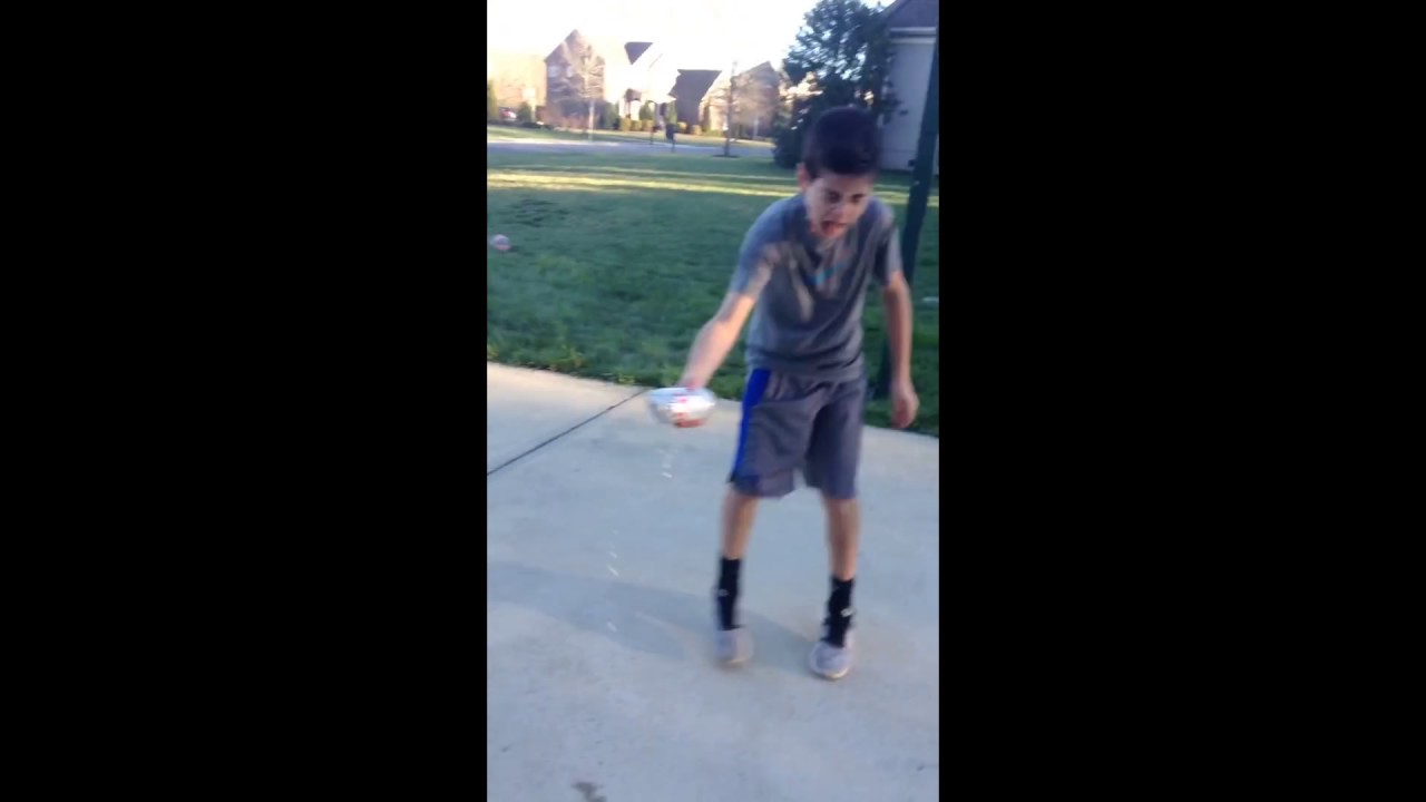 Exploding coke cans - YouTube