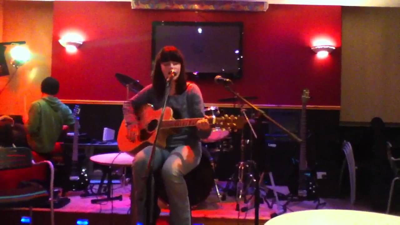 Emily Robertshaw Youth Cafe Debut - YouTube