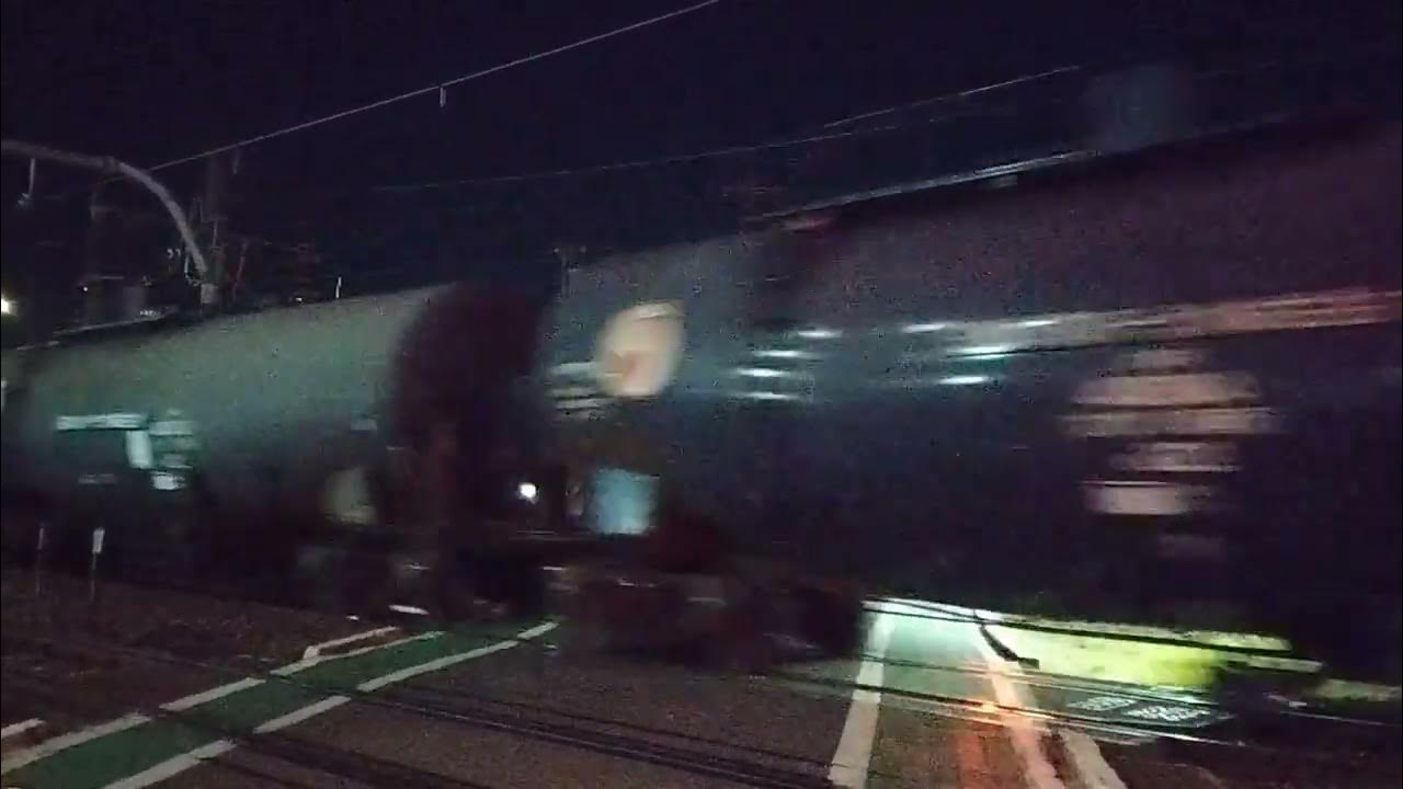 8461レ EF210-173+タキ13B - YouTube