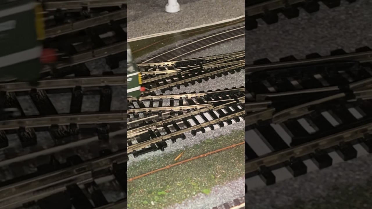 A Class 31 crossing points - YouTube