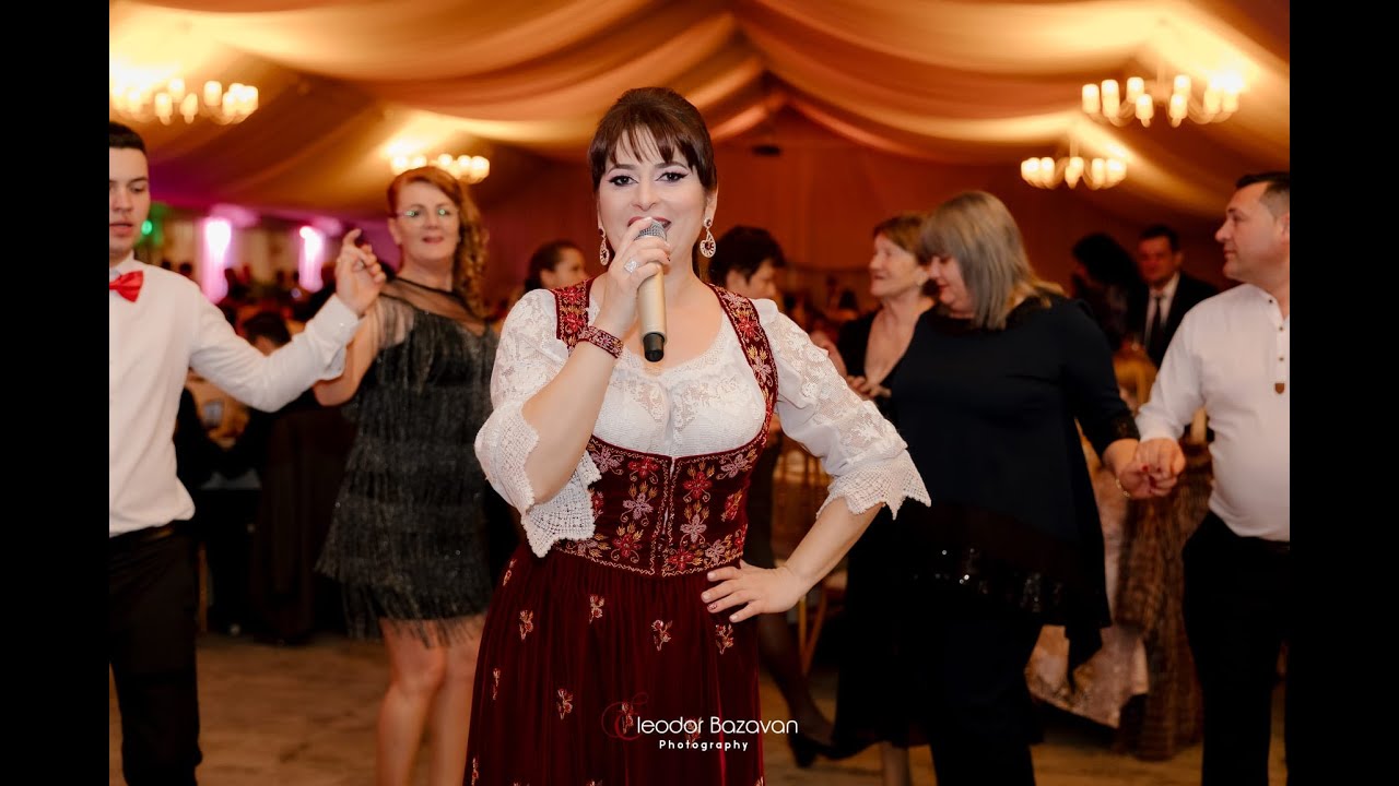 Nicoleta Lăcătușu Revelion 2023 Anna Events - Colaj Hore - YouTube